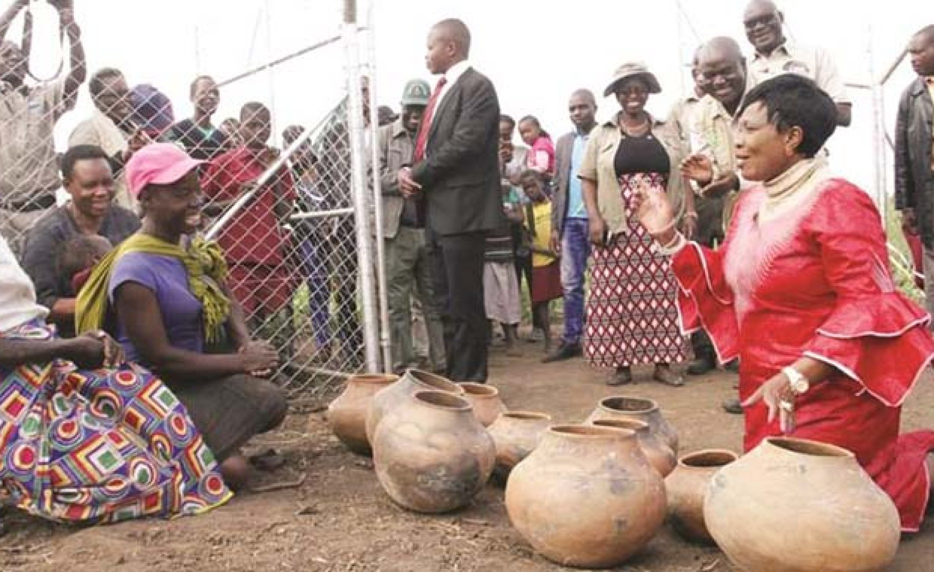Zimbabwe: First Lady Opens Health Centre in Kanyemba - allAfrica.com
